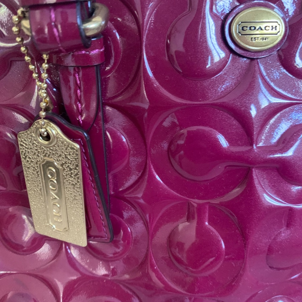 Coach Signature Crossbody/Handbag Fuchsia - Gem